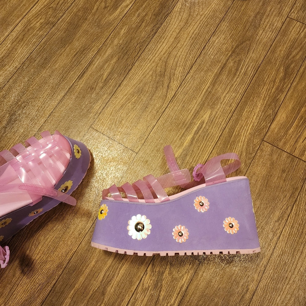 Sugar Thrillz Dolls Kill Daisy Platform Slides - Gem